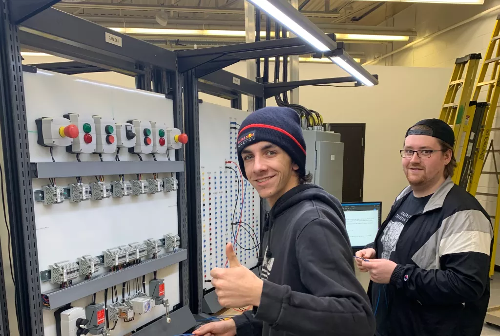 Electrical Engineering Technology Program